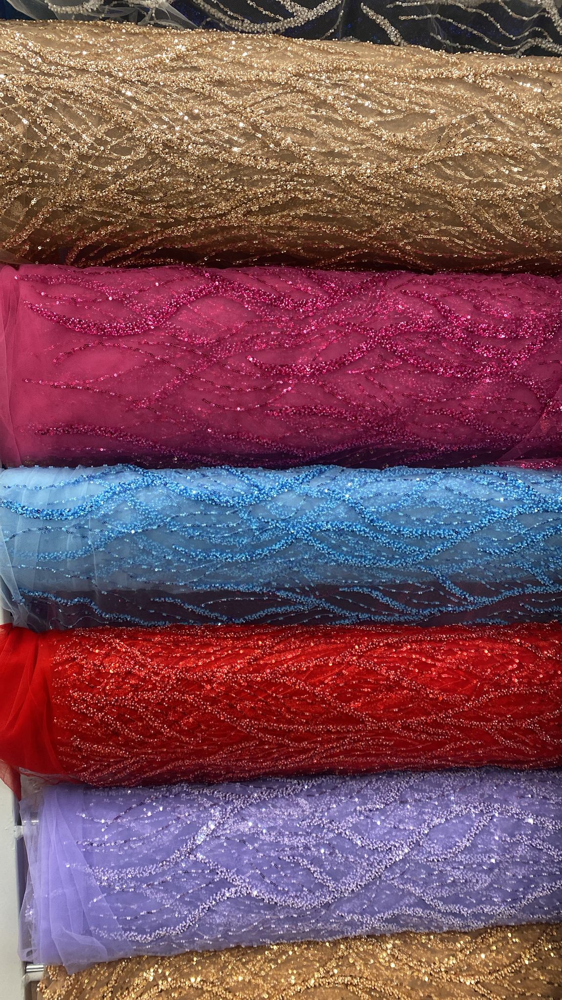 Broderii Premium pentru rochii de ocazie – ANNATEXTILE
